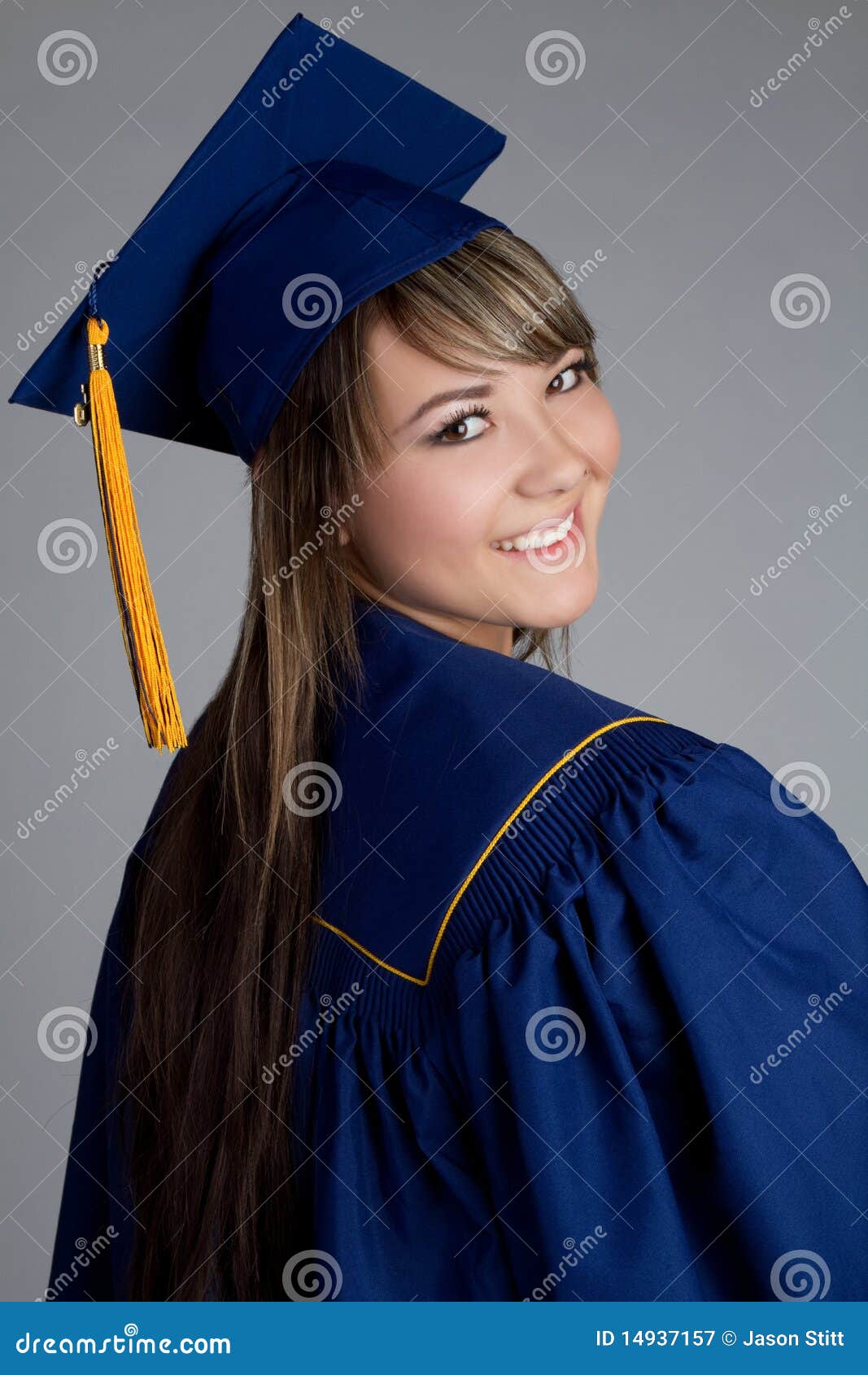 Het Meisje Van De Graduatie Stock Afbeelding - Image of spaans, etnisch ...