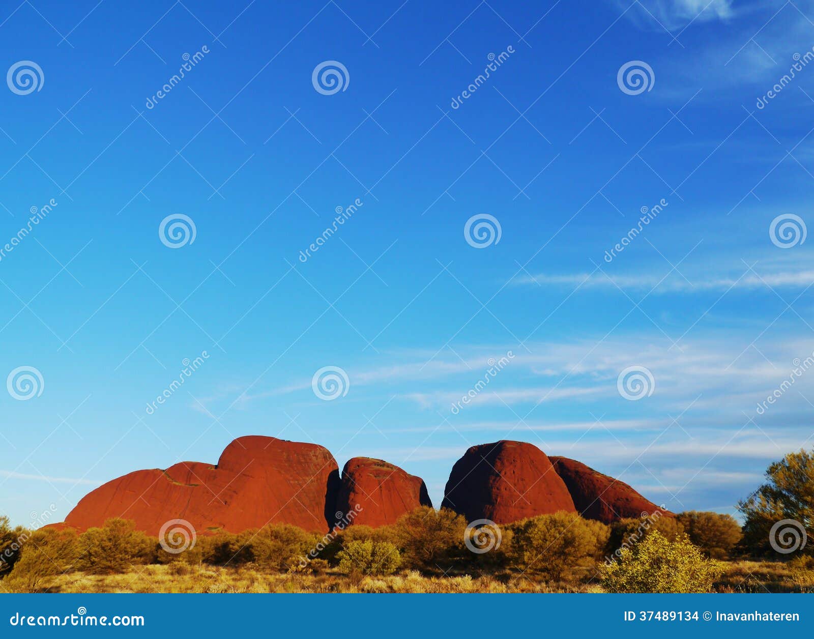 Het Nationale Park Van Uluru-Kata Tjuta Redactionele Stock Afbeelding ...