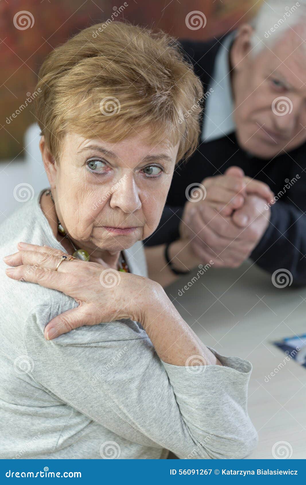 Het Nemen Van Een Besluit Te Scheiden Stock Afbeelding - Image of paar ...