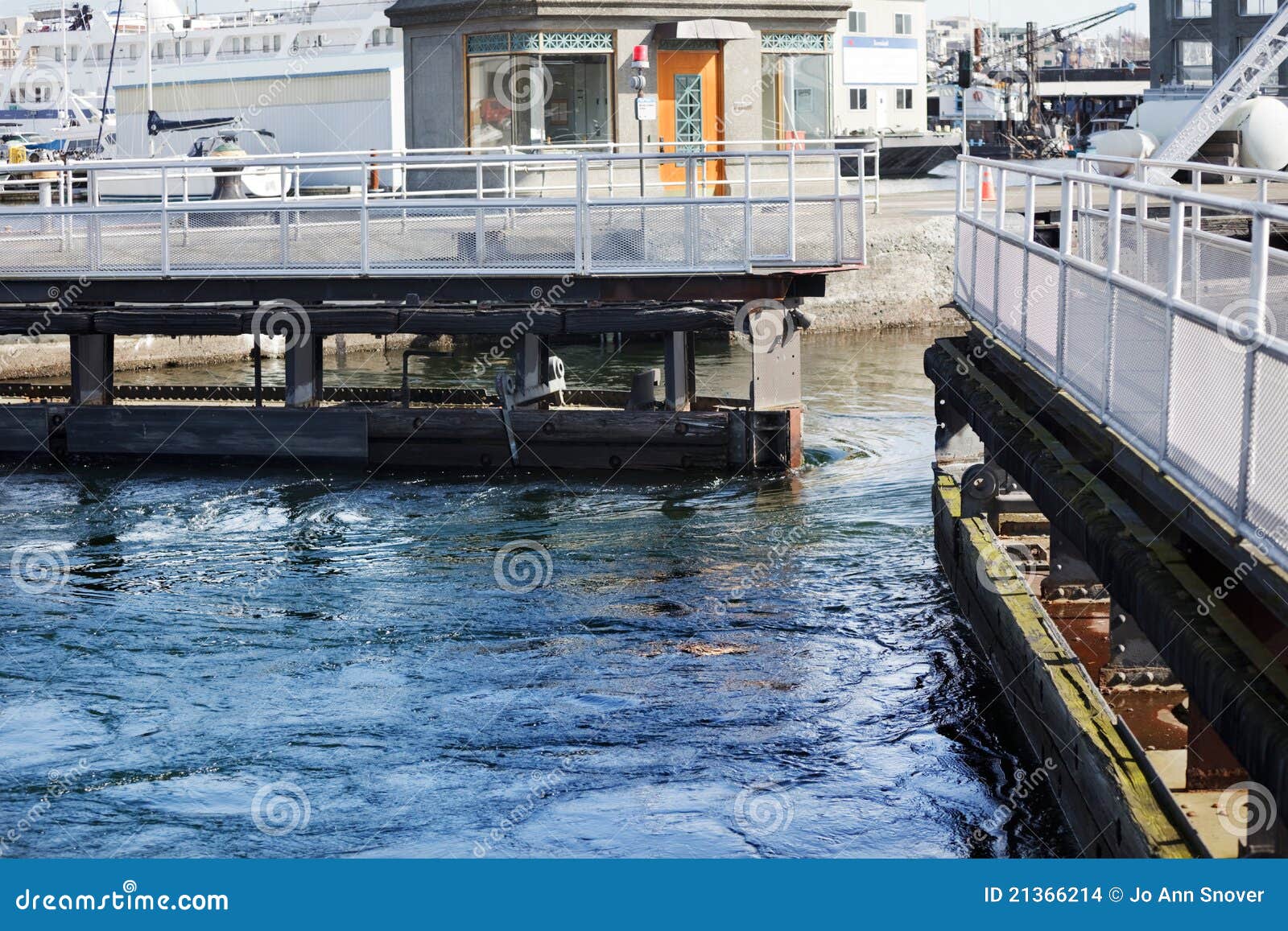 Het Openen Van De Sloten Van Ballard Stock Foto - Image of overzees ...