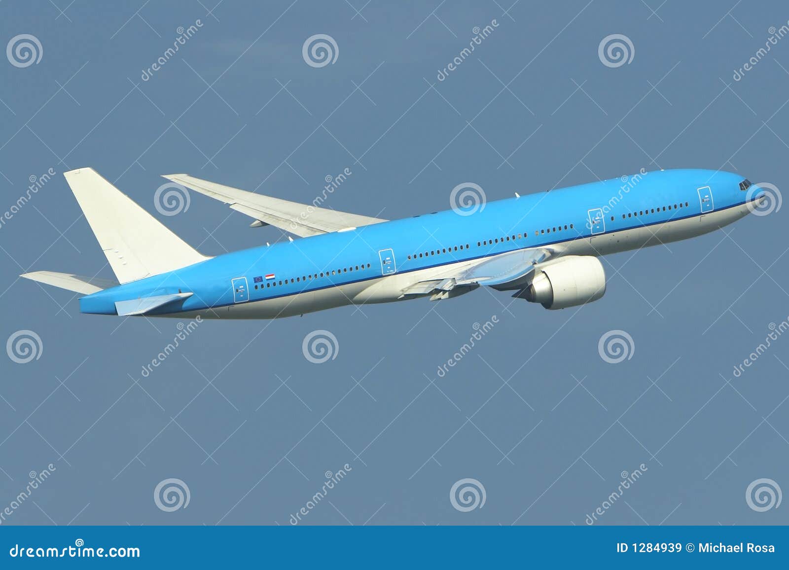 Het Opstijgen Van Het Vliegtuig Stock Afbeelding - Image of koninklijk ...