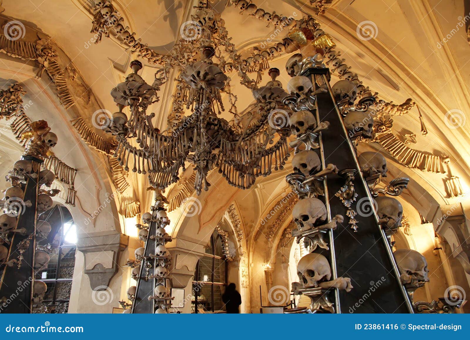 Het Ossuarium van Sedlec redactionele foto. Image of kapel - 23861416