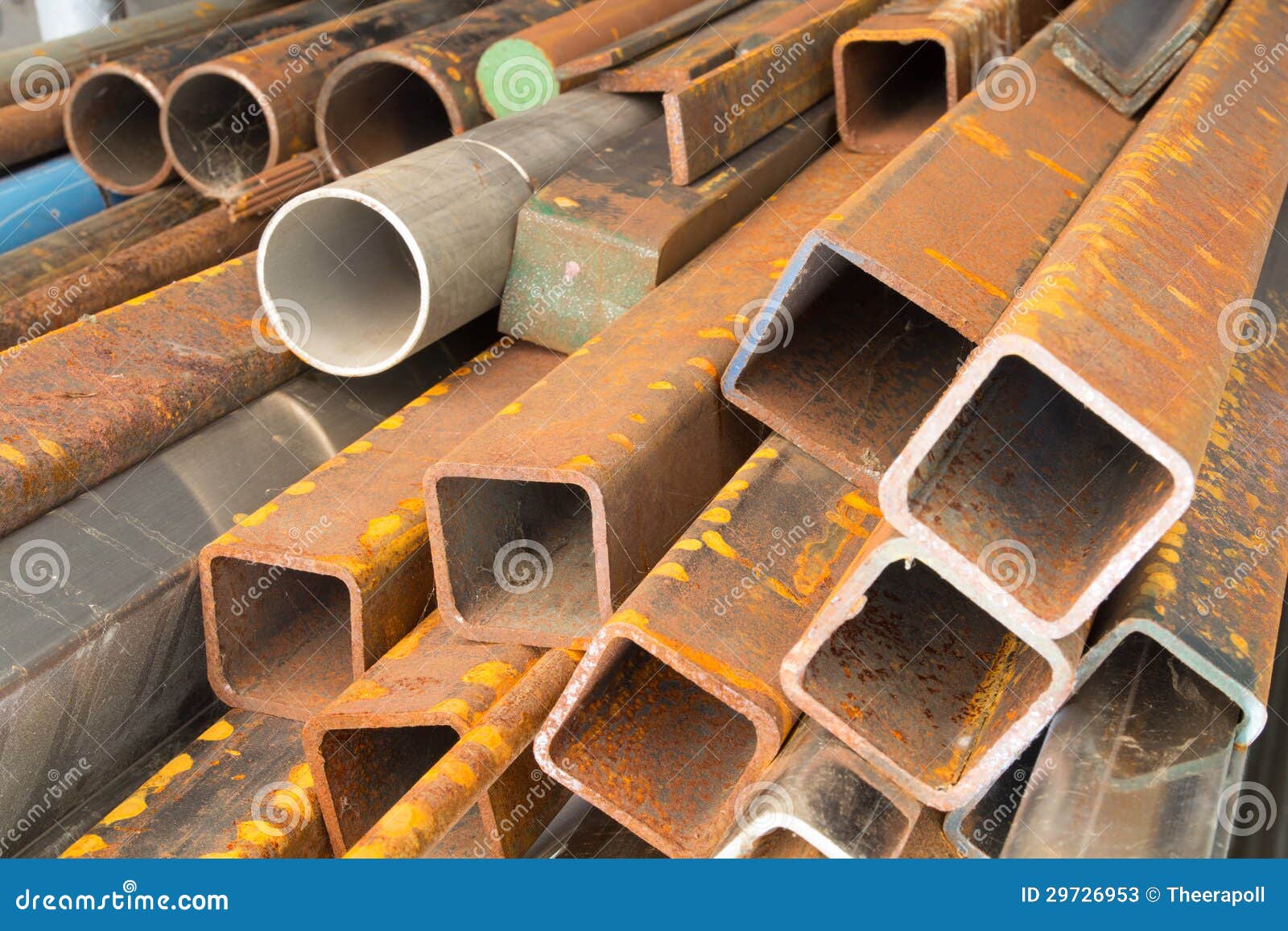 Oud staal stock afbeelding. Image of massa, lang, elementen - 29726953