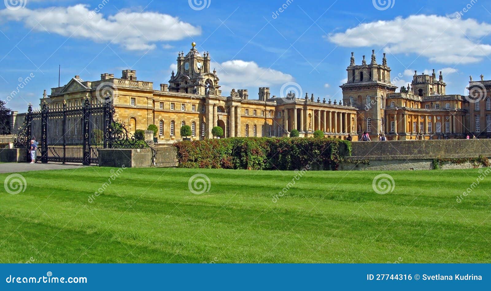 Het Paleis Van Blenheim - Landgoed Marlborough Redactionele Foto - Image of blenheim, engeland ...