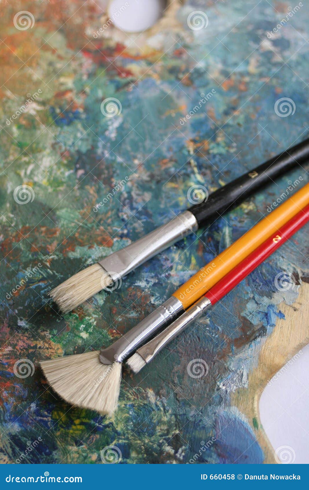 Het palet van de verf stock foto. Image of tentoonstellen - 660458