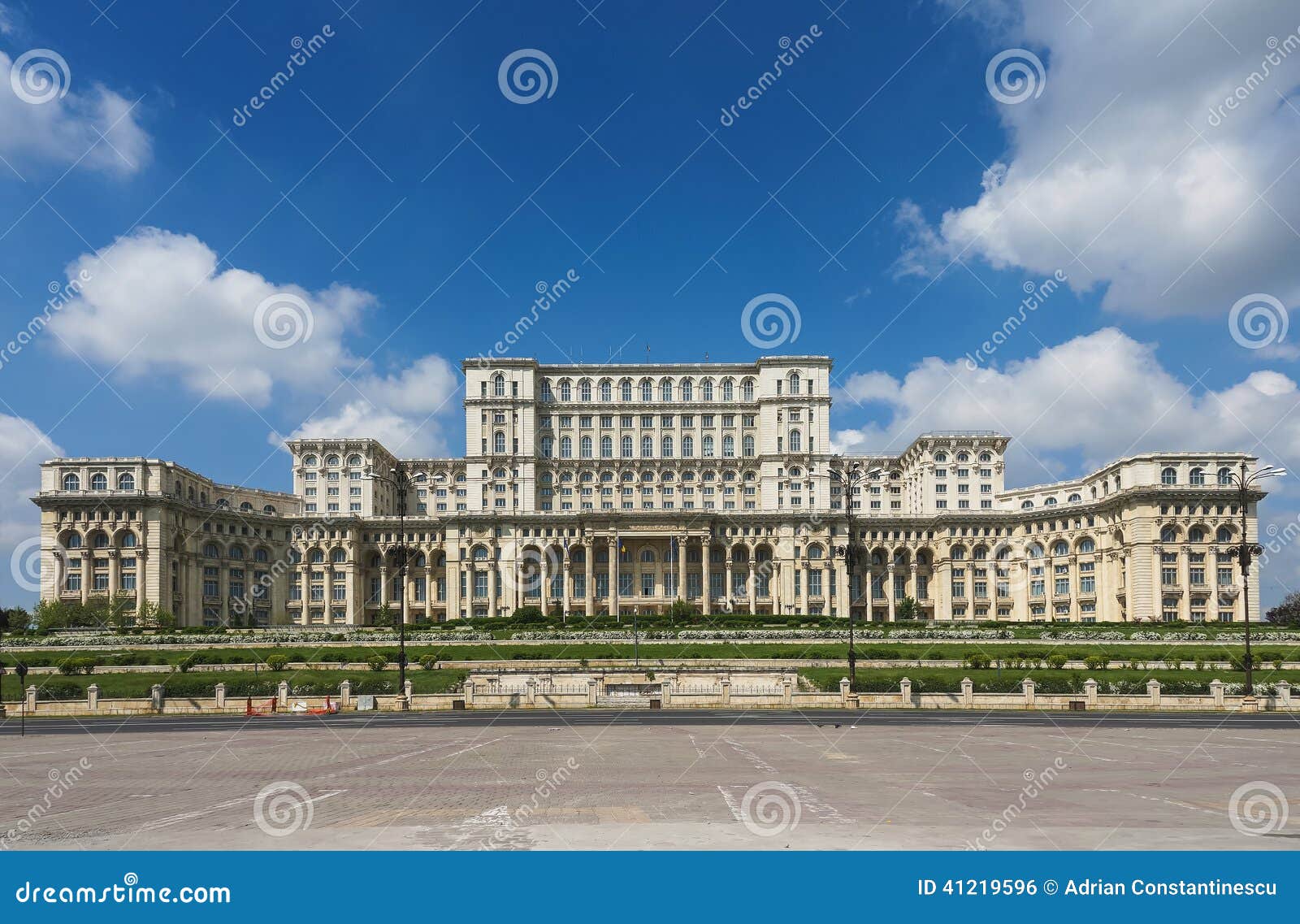 Het Parlement Van Boekarest Paleis Stock Foto - Image of paleis ...