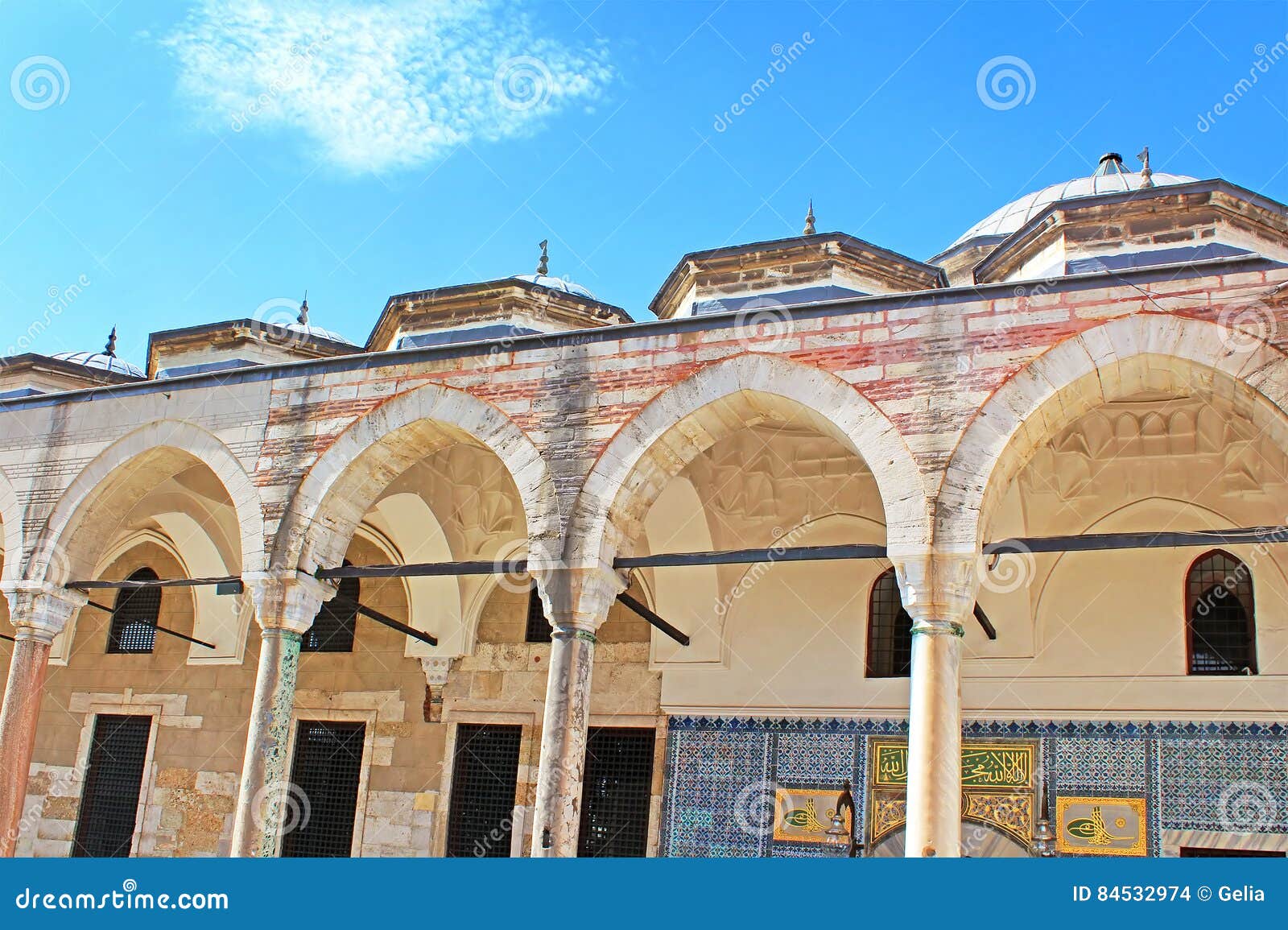 Het Paviljoen Van De Heilige Mantel Bij Het Topkapi-Paleis Stock Foto ...