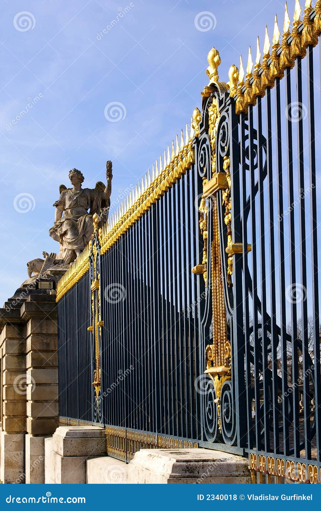 Het Perspectief Van De Omheining Stock Foto - Image of kleurrijk ...