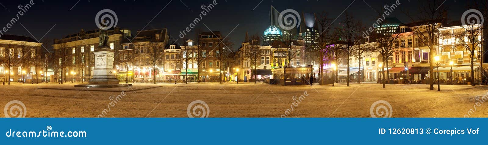 Het Plein, Den Haag editorial stock photo. Image of bicycles - 12620813
