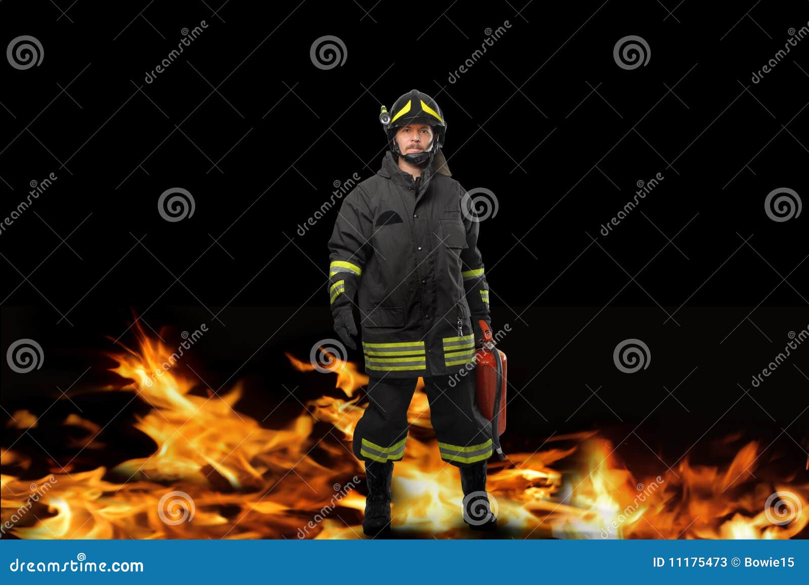 Het Portret Van De Brandweerman Stock Afbeelding - Image of sparen ...