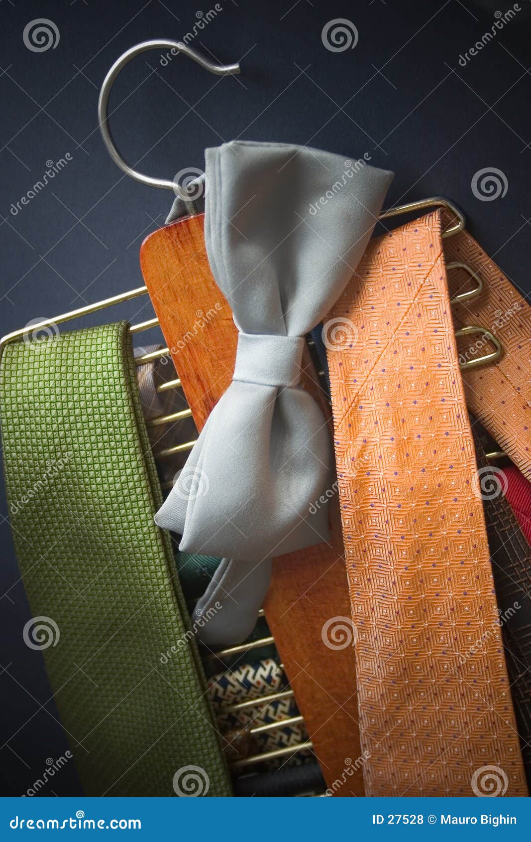 Het rek van de band stock foto. Image of toestel, kledingstukken - 27528