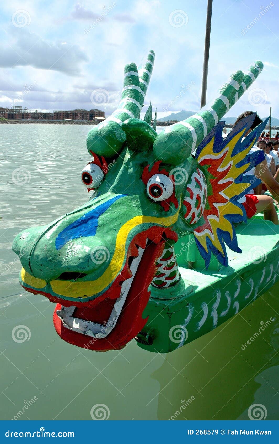 Het Rennen Van De Boot Van De Draak Stock Afbeelding - Image of sterk ...