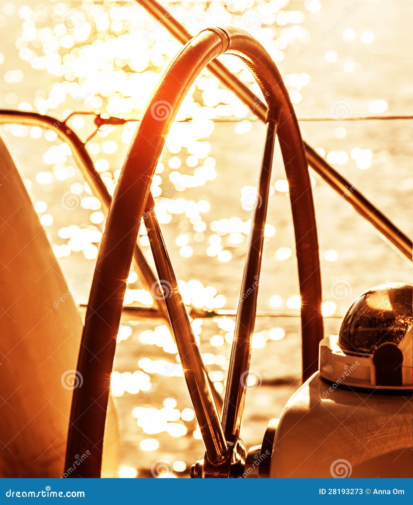 Het roer van de zeilboot stock afbeelding. Image of roer - 28193273