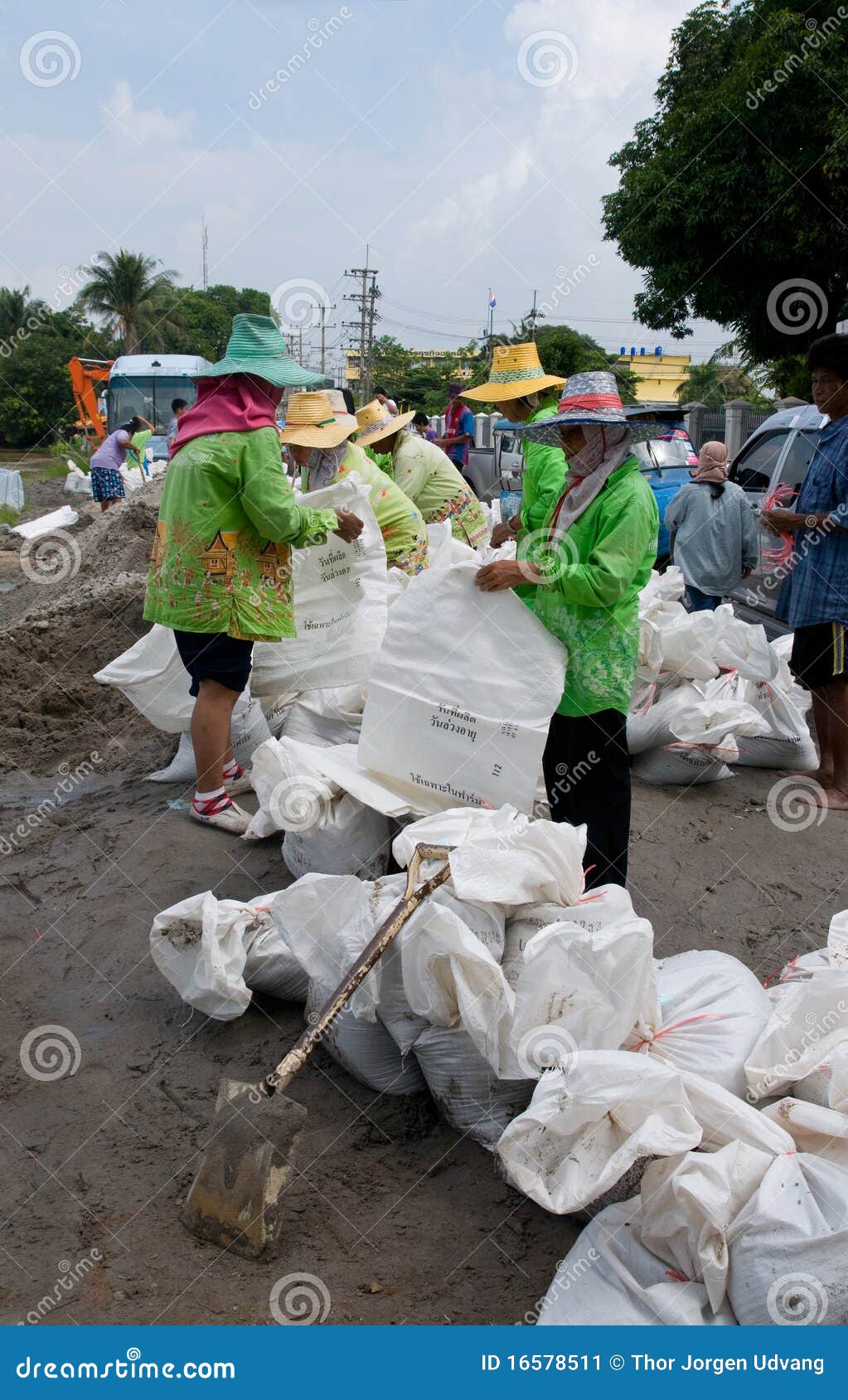 Het Seizoen Van De Moesson in Thailand Redactionele Foto - Image of ...