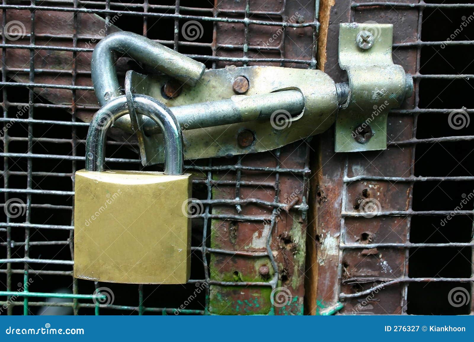 Het Slot van de deur stock afbeelding. Image of deur, misdaad - 276327