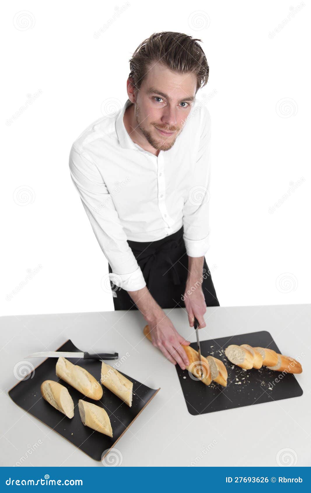 Het Snijdende Brood Van De Chef-kok Stock Foto - Image of volwassen ...
