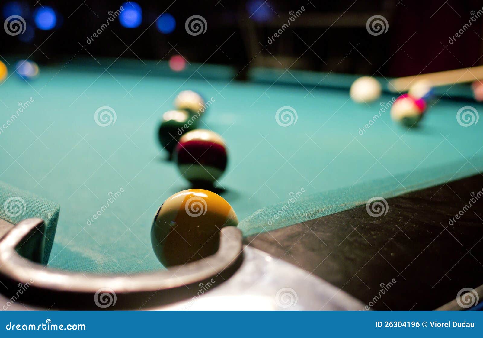 Het Spel Van Het Biljart Op Poollijst Stock Foto - Image of activiteit ...