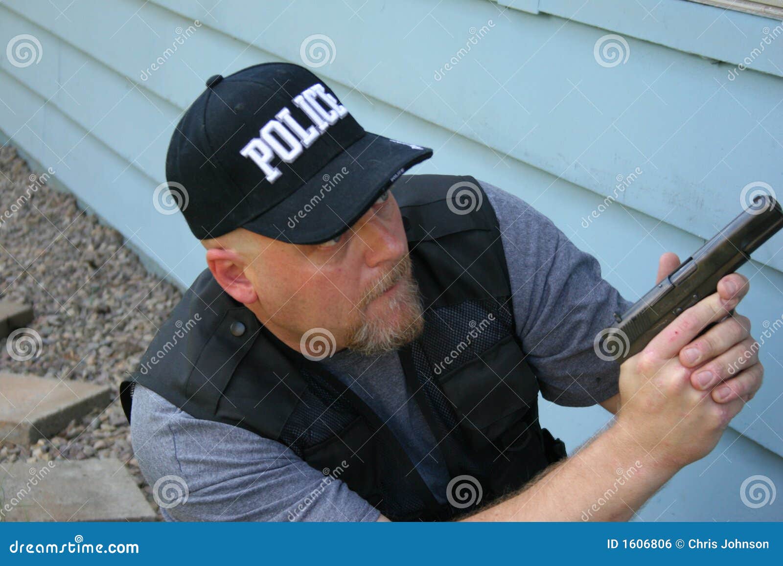 Het Spioneren Op De Slechte Kerel Stock Foto - Image of springen ...