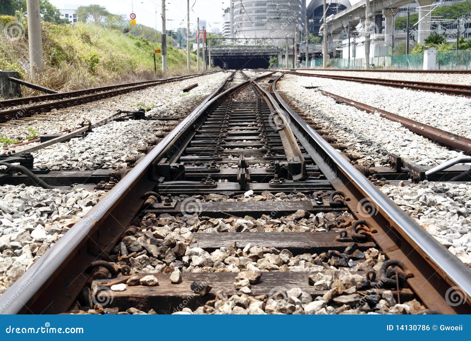 Het spoor van de spoorweg stock foto. Image of metro - 14130786