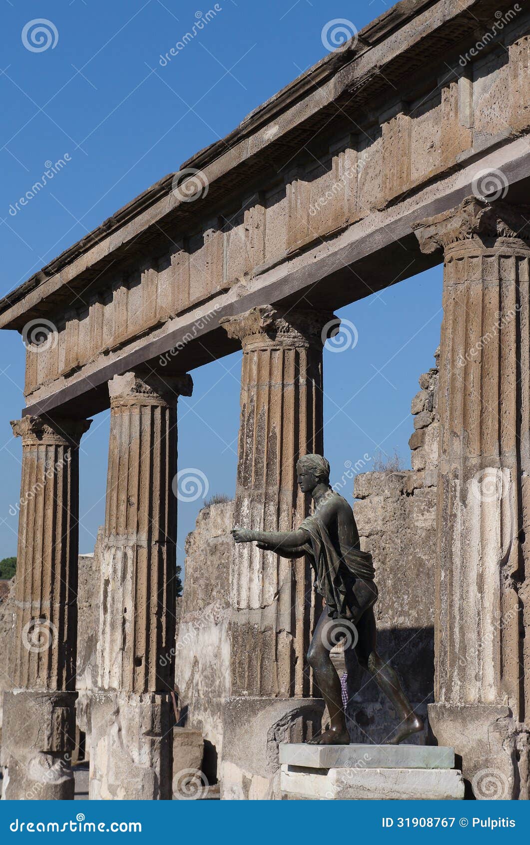 Het Standbeeld Van Apollo in Pompei Stock Afbeelding - Image of ...