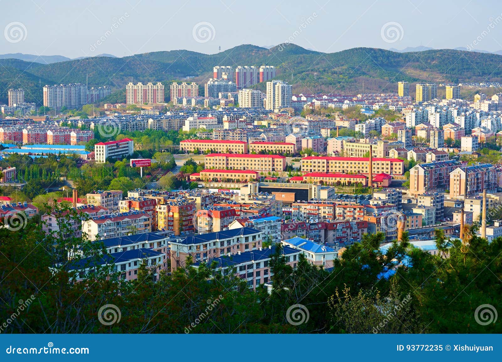 Het Stedelijke Gebied Van Dalian Lusun Redactionele Afbeelding - Image ...