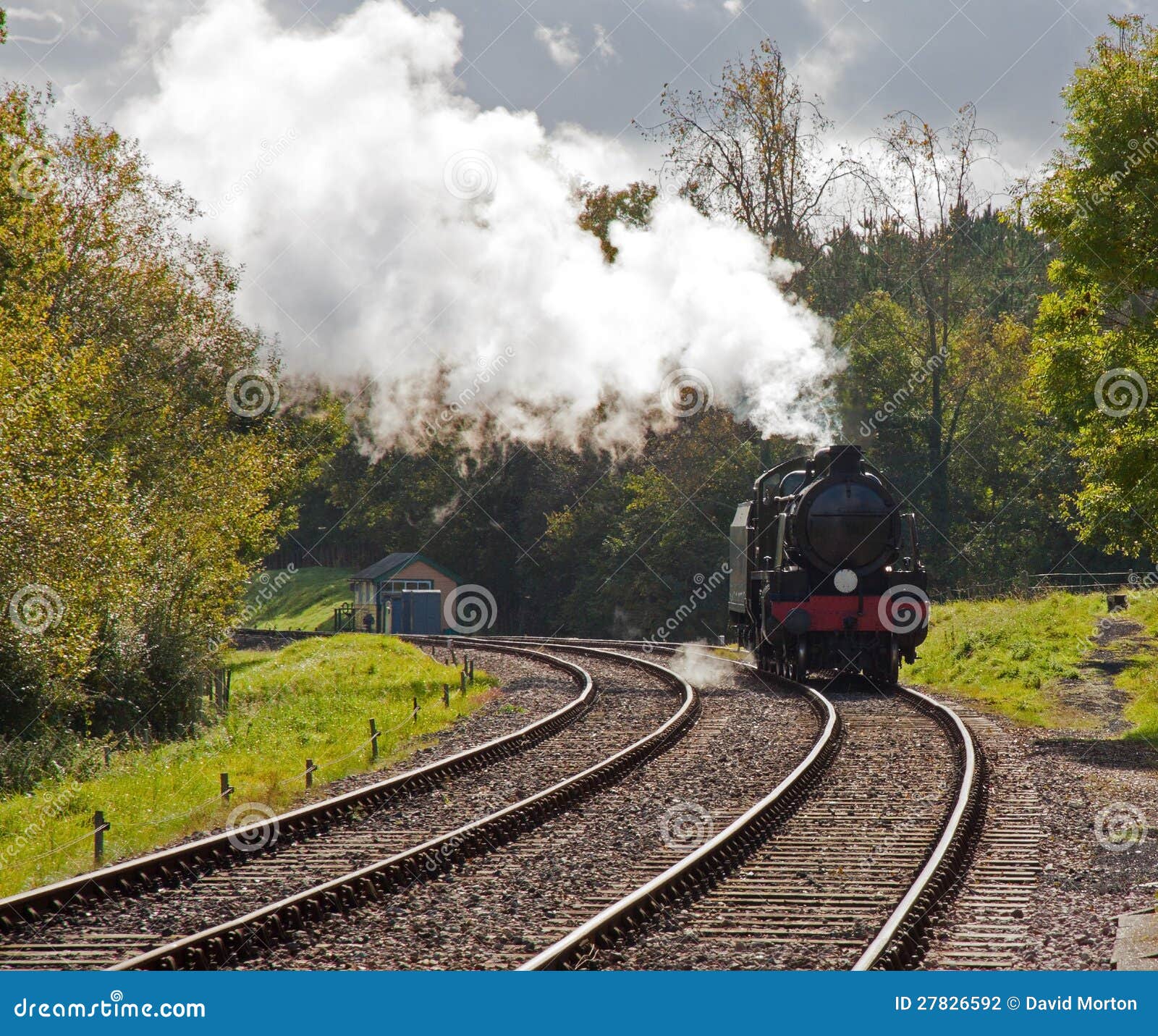 Het stomen om de kromming stock foto. Image of dwarsbalk - 27826592