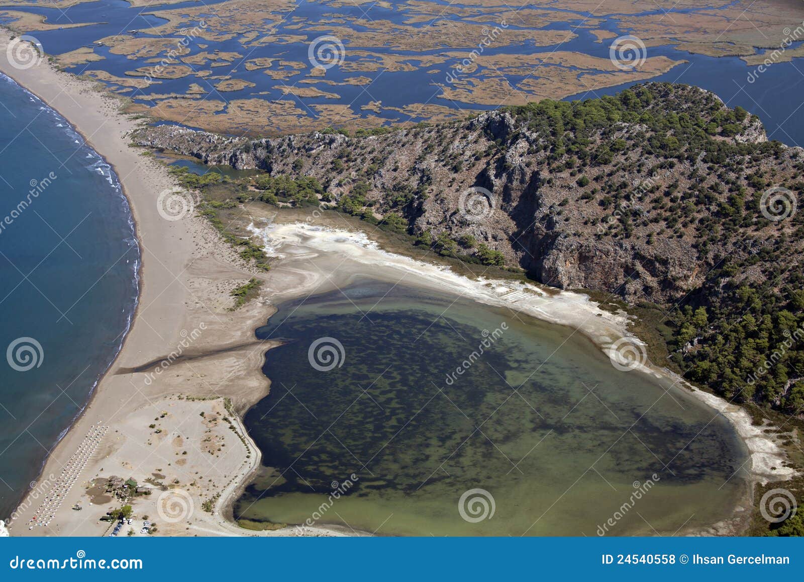 Het Strand Van Iztuzu En Delta Van Rivier Dalyan Stock Foto - Image of ...