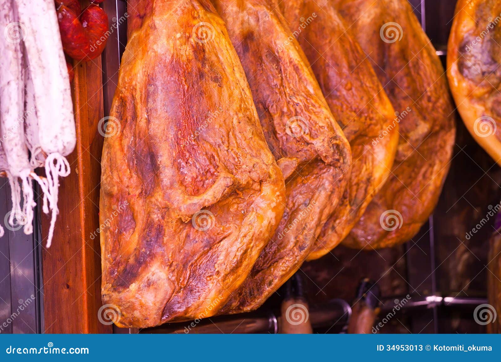 Het Traditionele Hamon Hangen Boven Teller Stock Afbeelding - Image of ...