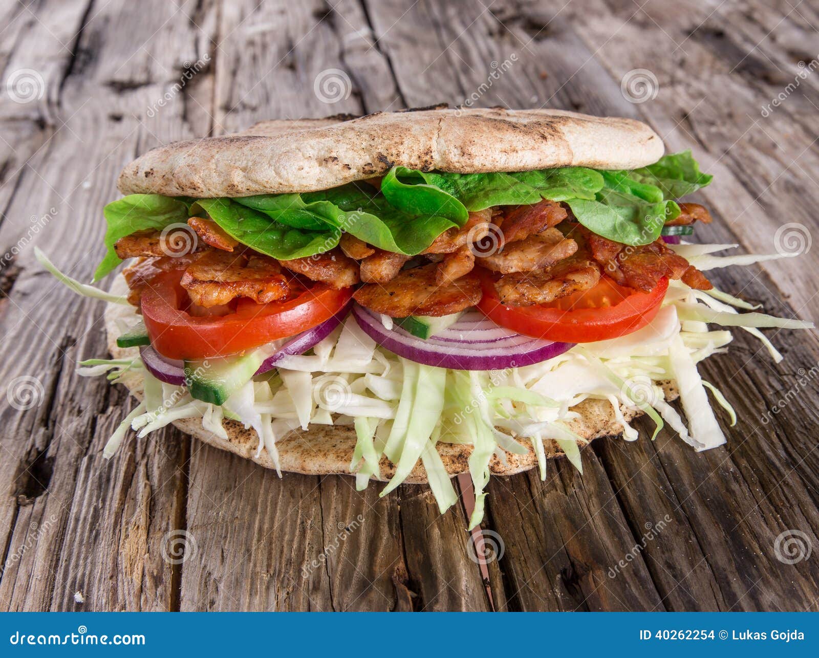 Het Turkse Voedsel Van Doner Kebab Stock Foto - Image of nita, groen ...