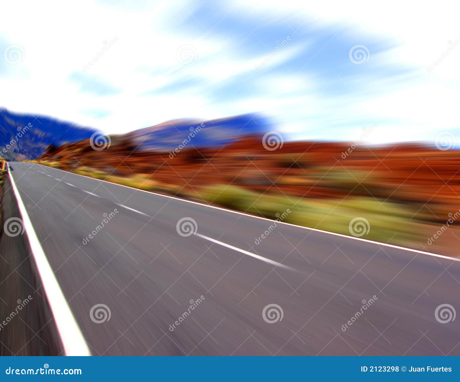 Het Versnellen in Het Eiland Stock Foto - Image of carrière, bergen ...