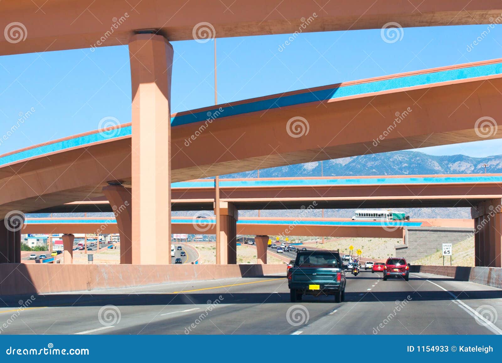 Het Viaduct Van Albuquerque Stock Afbeelding - Image of doorgang, oogst ...