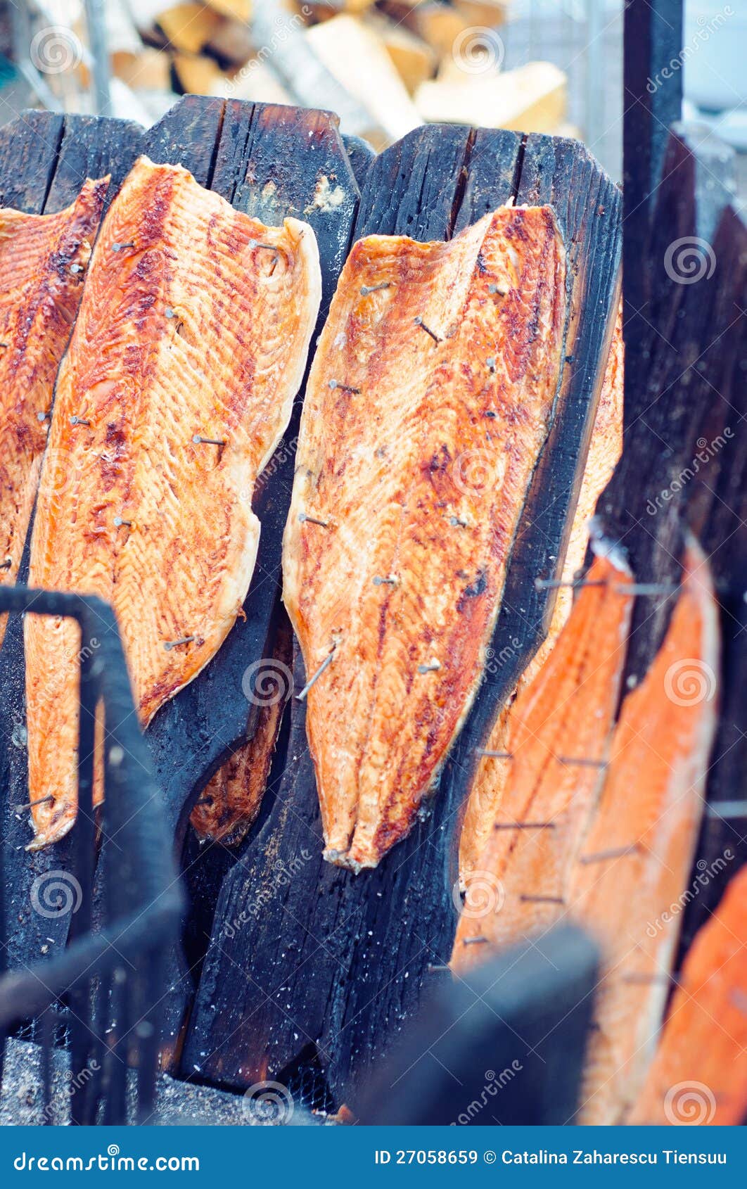 Het Voorbereiden Van Savulohi Stock Afbeelding - Image of gerookt ...