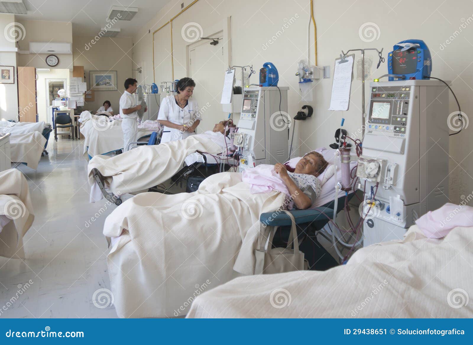 Het ziekenhuis redactionele foto. Image of behandeling - 29438651