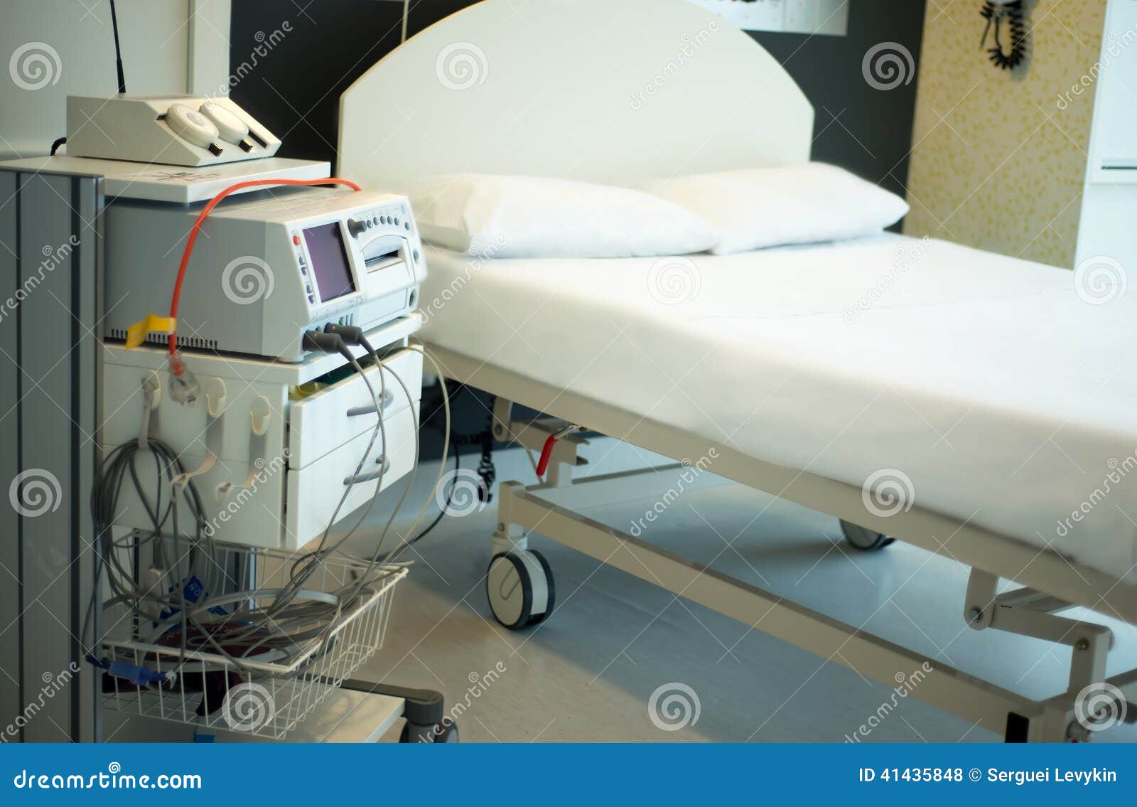 Het Ziekenhuis Lege Afdeling Stock Foto - Image of terugwinning ...