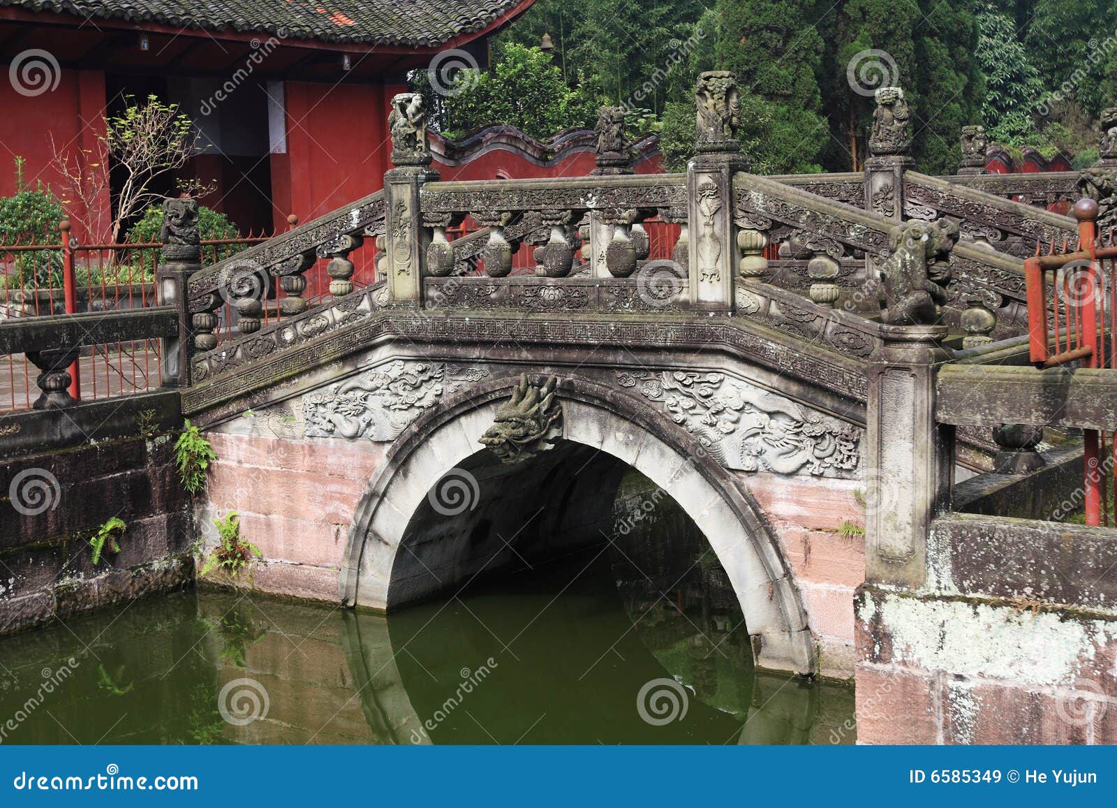 Het Zweempjetempel Van Shuang-Gui Stock Afbeelding - Image of ...