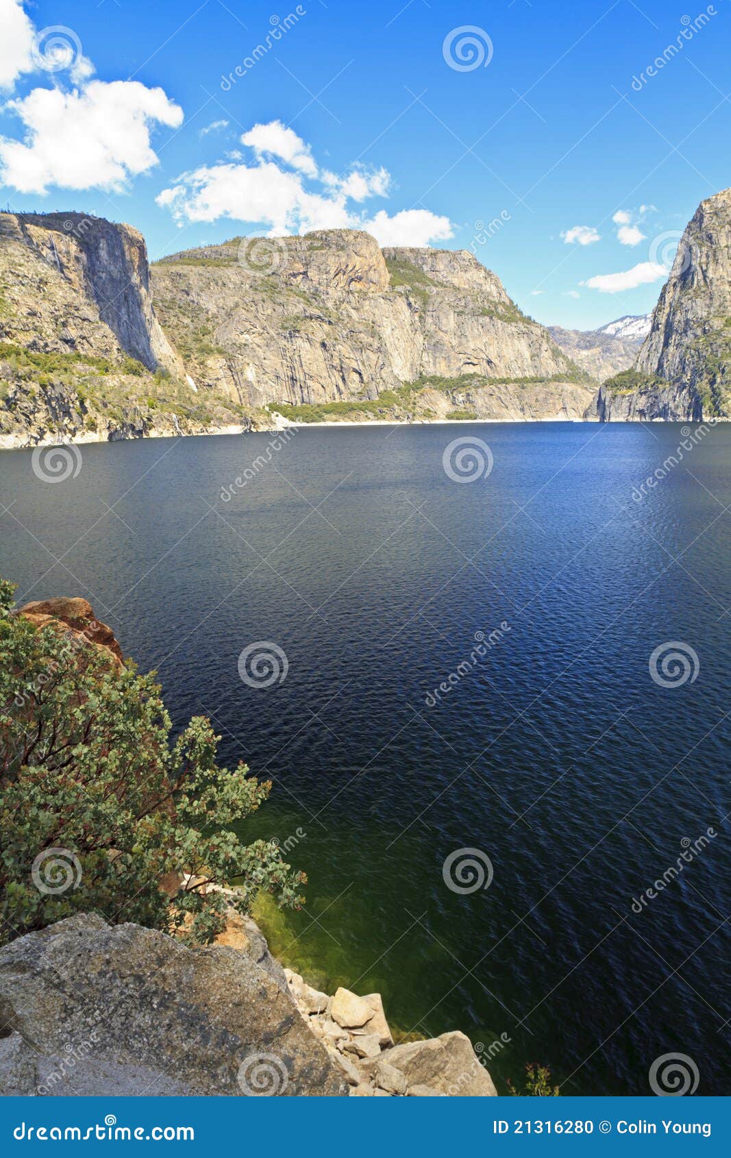Hetch Hetchy Dome stock photo. Image of spring, river - 21316280
