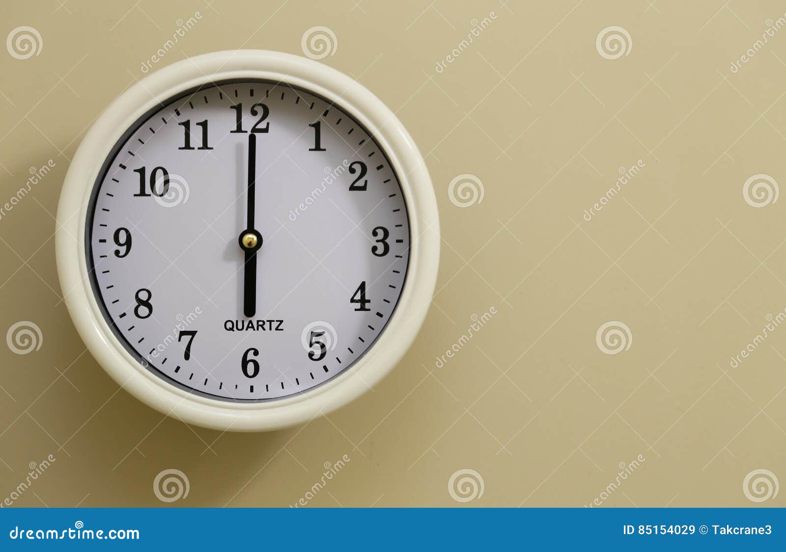 Heure Pour Le 6h00 D'horloge Murale Image stock - Image du minute ...