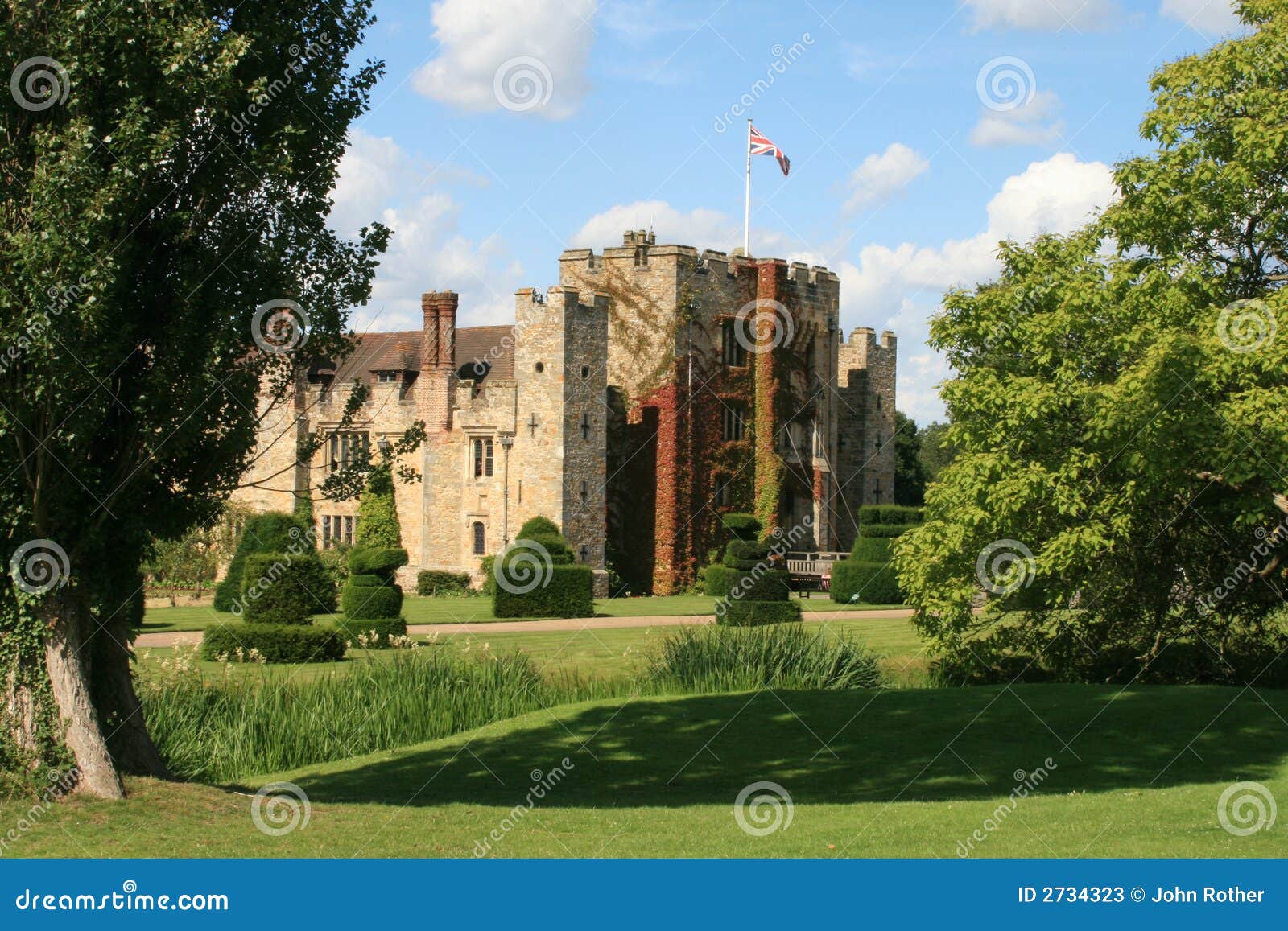 Hever Castle stock image. Image of heaver, historic, edenbridge - 2734323