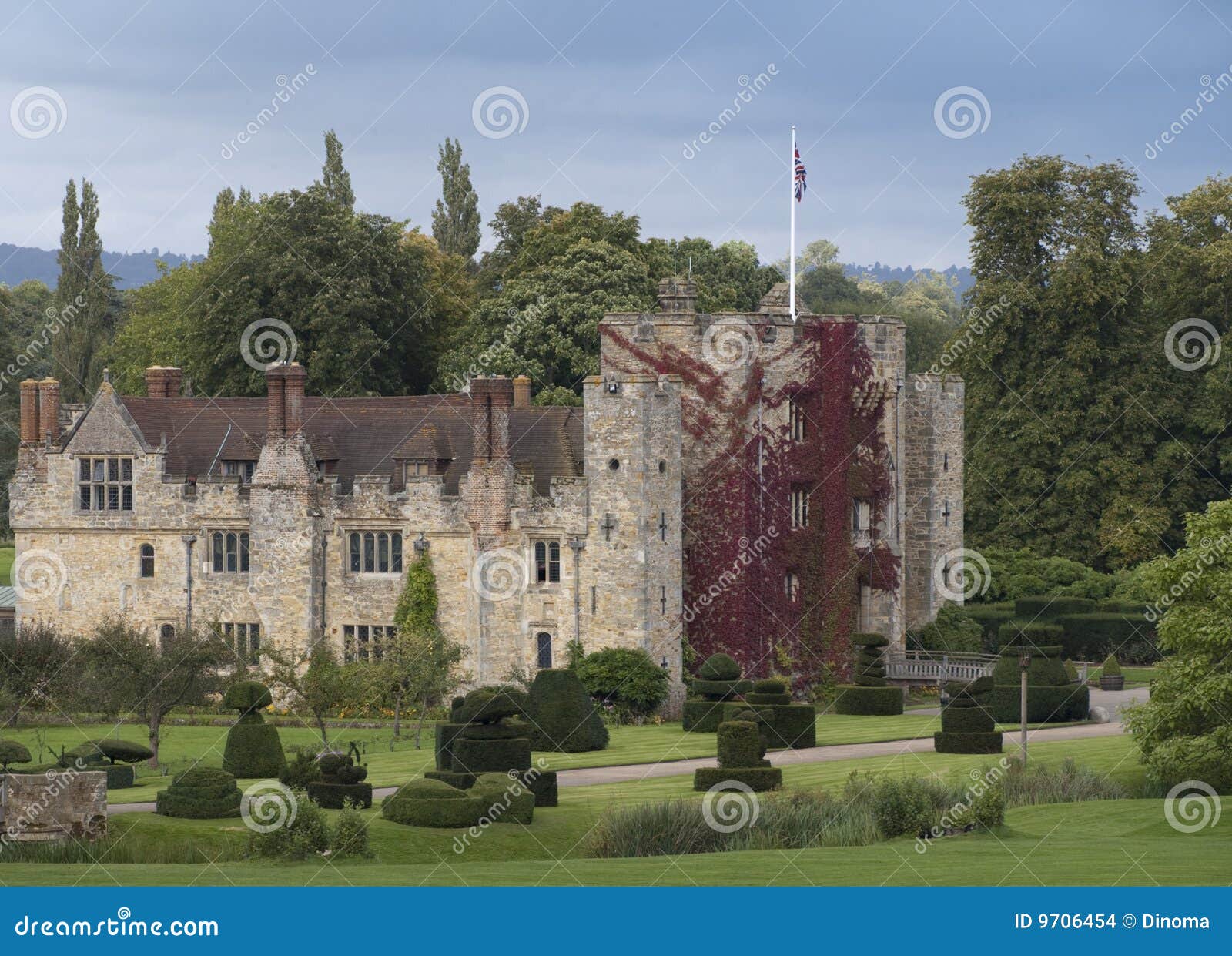 Hever Castle stock photo. Image of castle, historic, historical - 9706454