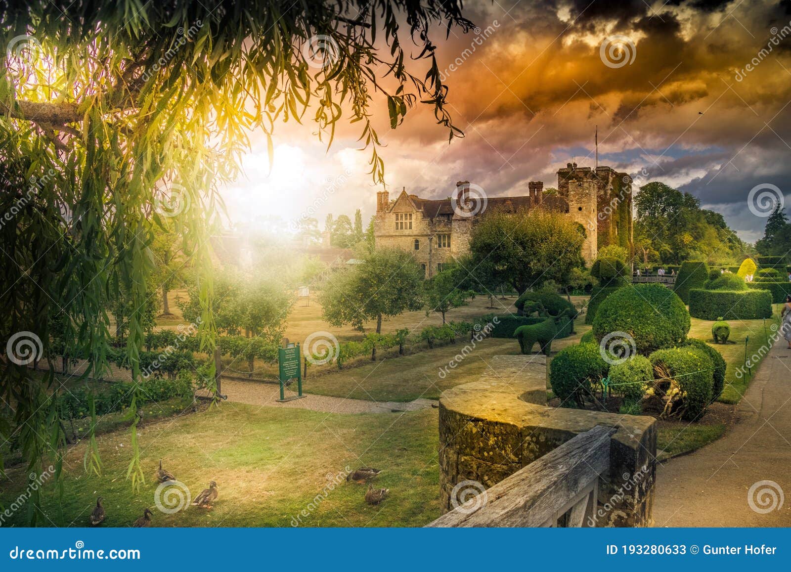 Hever castle south uk foto de archivo editorial. Imagen de historia ...