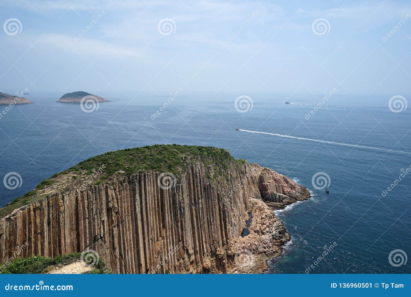 Hexagonal Columns in Hong Kong 3 Stock Image - Image of ocean, hongkong ...