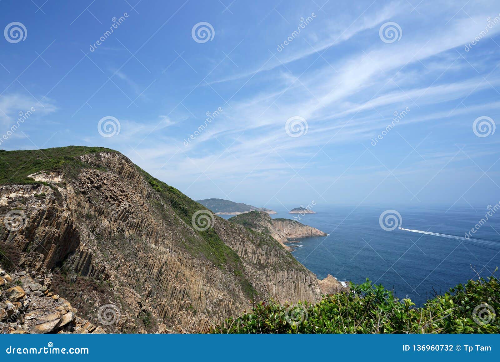 Hexagonal Columns in Hong Kong 2 Stock Photo - Image of unesco, geopark ...