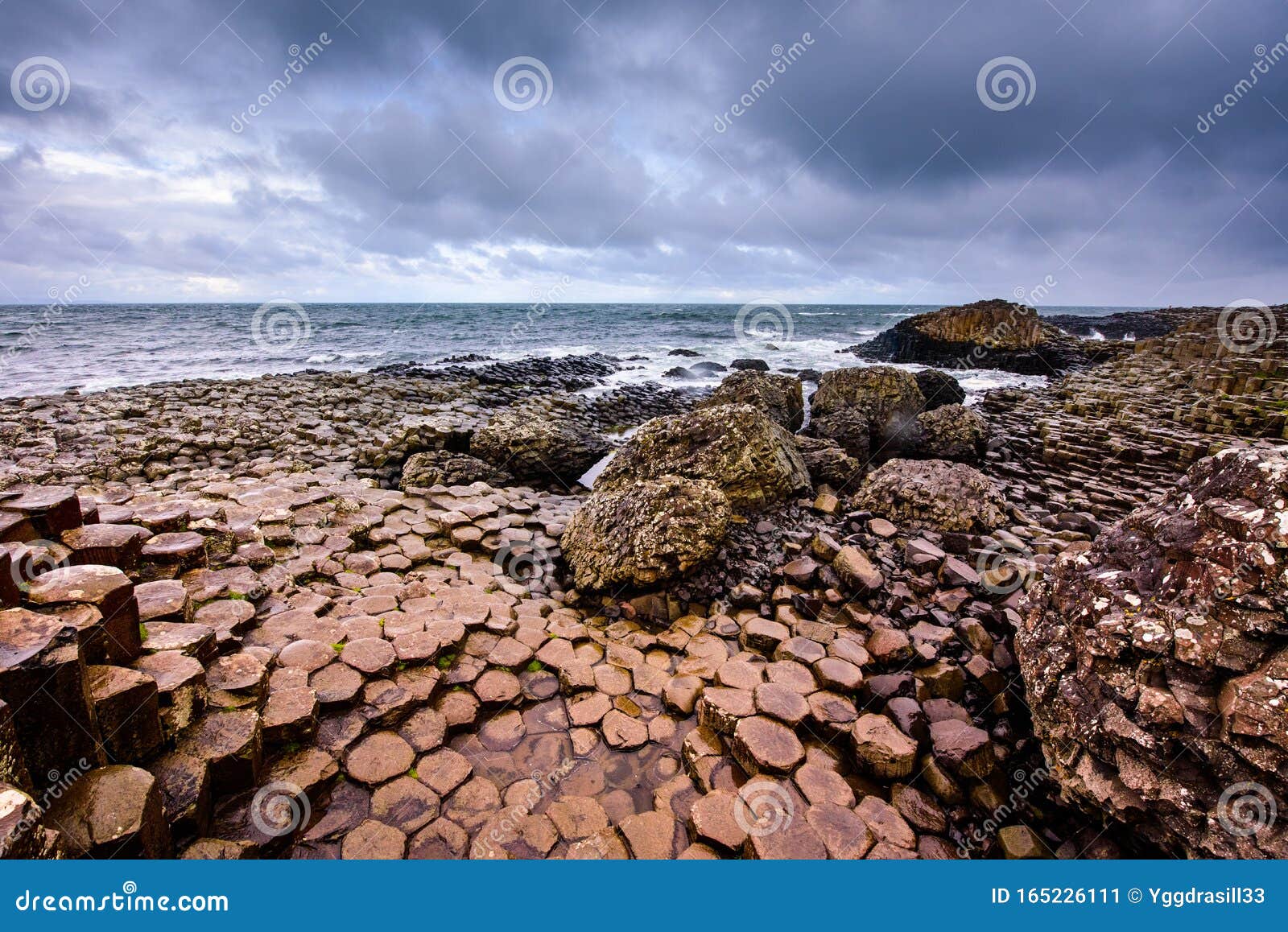 Hexagonal Rocks at the Giant Causeway Stock Image - Image of causeway ...