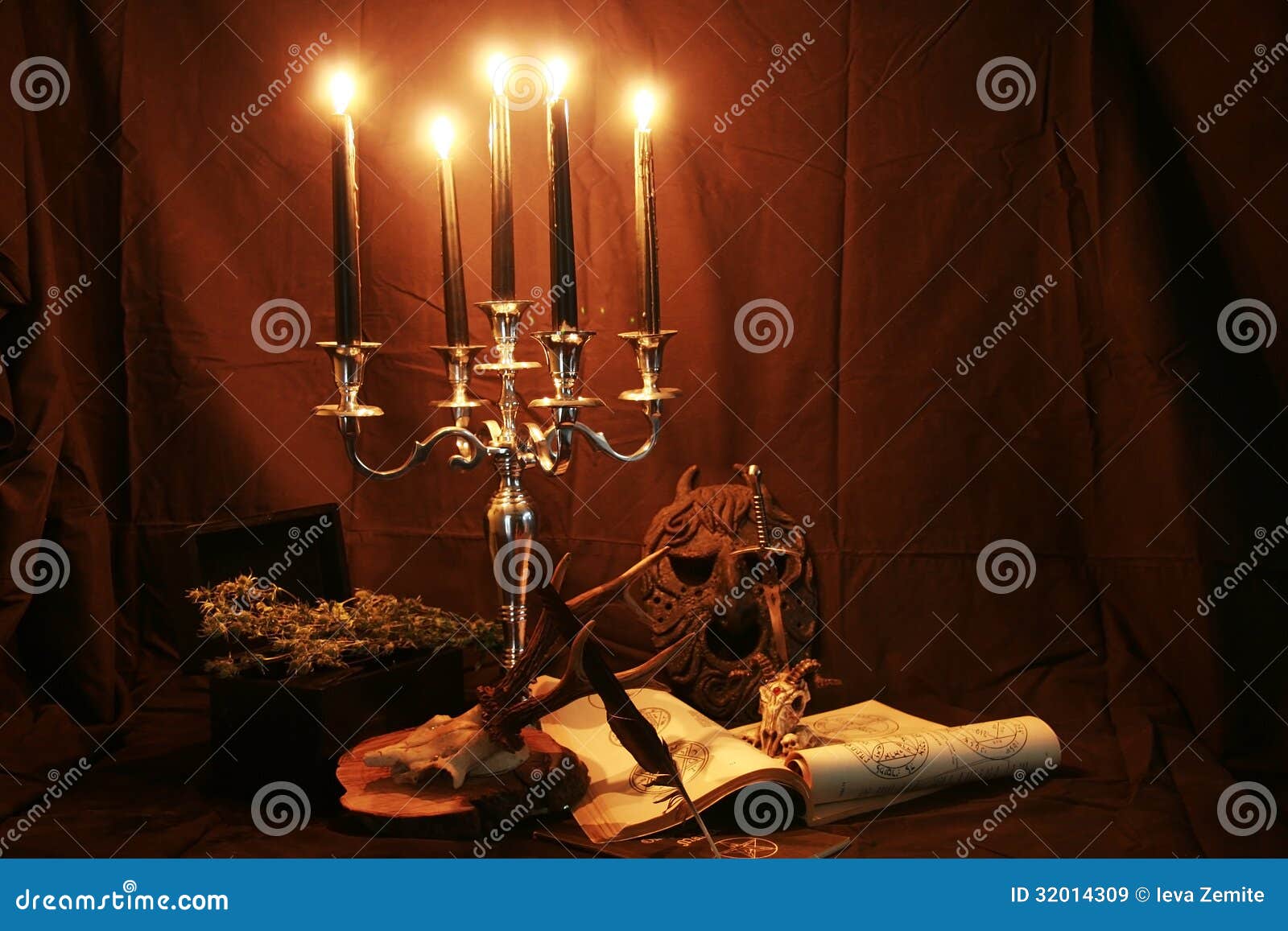 Hexerei stockbild. Bild von schwarzes, abkommen, verzauberung - 32014309