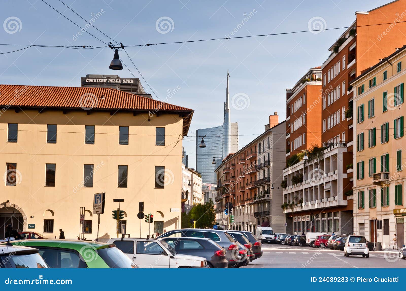 HIDDEN MILAN: Old and New Buildings Editorial Stock Photo - Image of ...