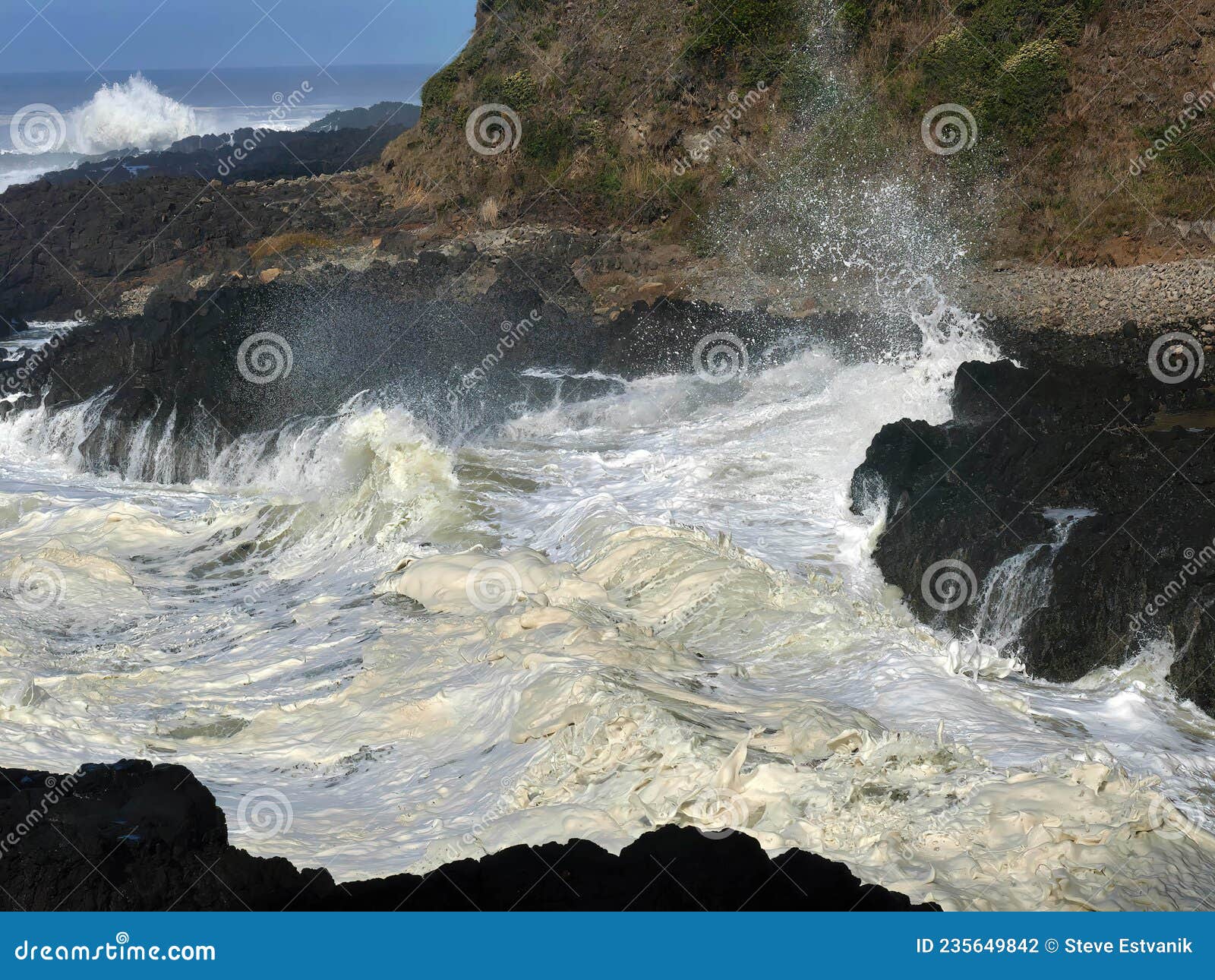 Hide Tide Waves Foam in Devil`s Churn Stock Photo - Image of chasm ...