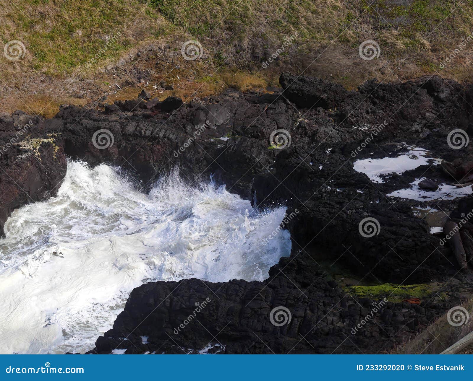 Hide Tide Waves Foam in Devil`s Churn Stock Photo - Image of outdoor ...