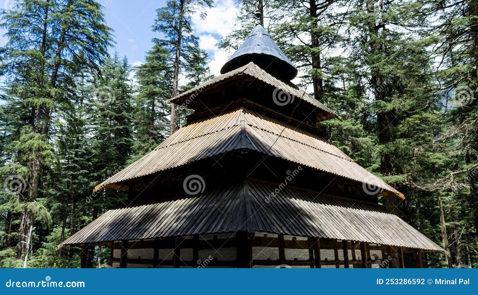 Hidimba Devi Temple Located in Manali Stock Photo - Image of himalayas ...