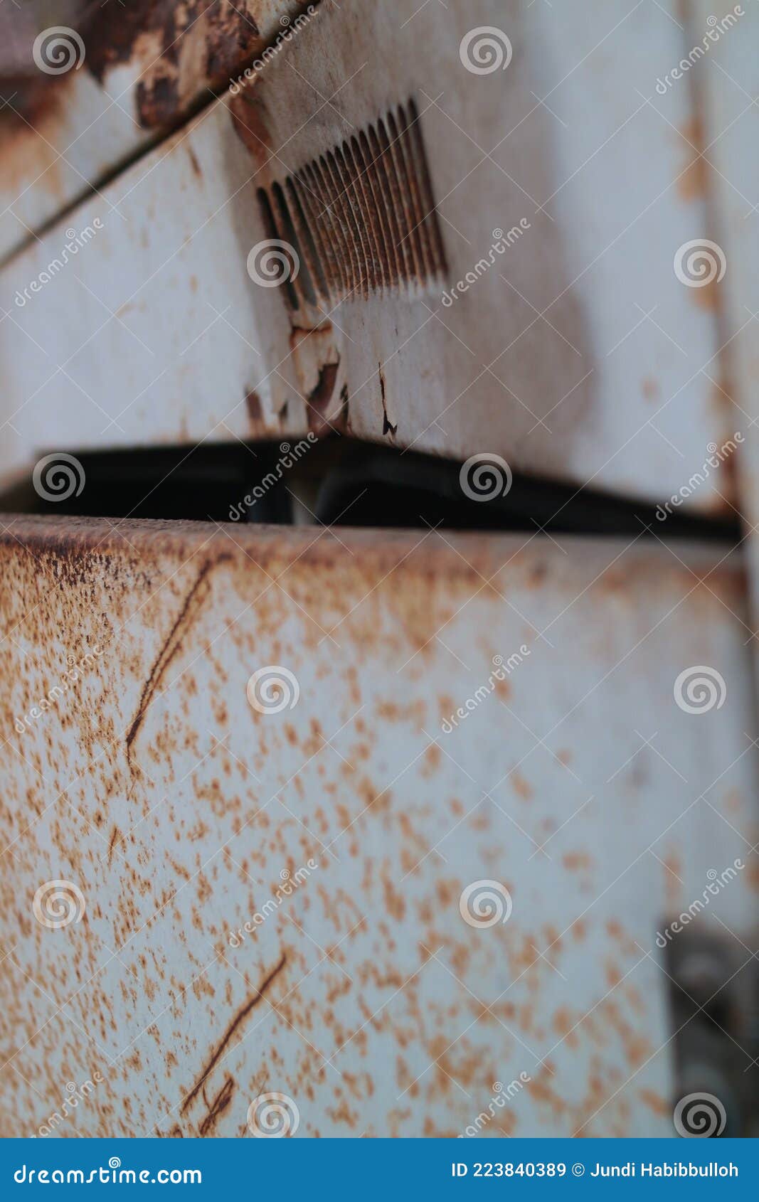 Hierro oxidado imagen de archivo. Imagen de hierro, canon - 223840389