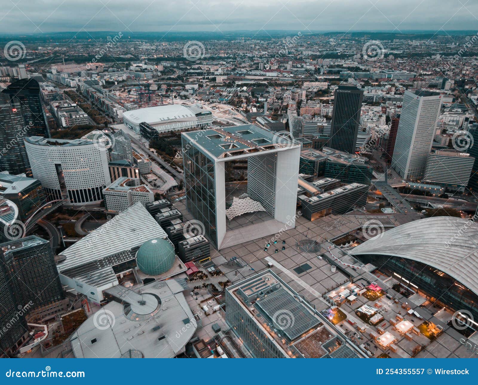 High-angle Shot of the Grande Arche and the La Defense District on a ... High-angle Shot of the Grande Arche and the La Defense District on a ...
